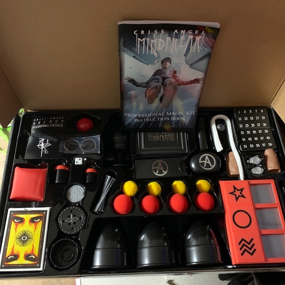 Criss Angel | Toys | Criss Angel Mindfreak Professional Magic Kit ...
